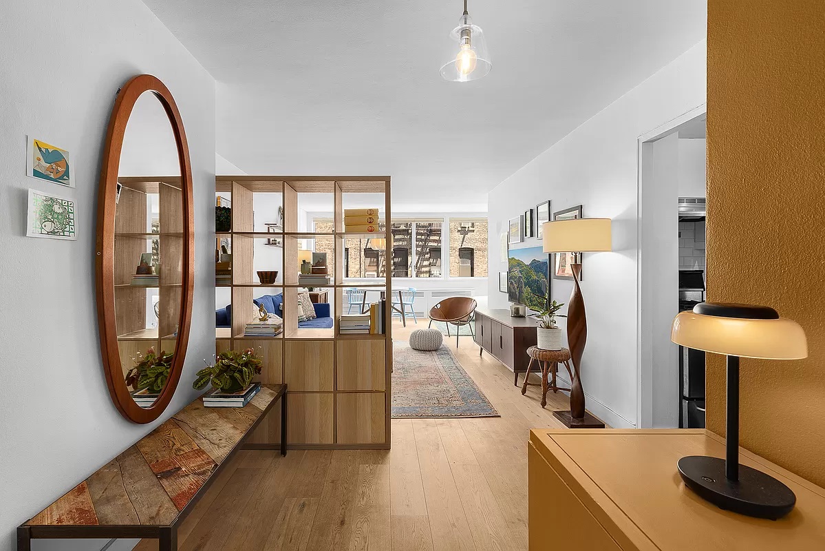 Renovated Gramercy Park Alcove Studio Asks $525K | StreetEasy