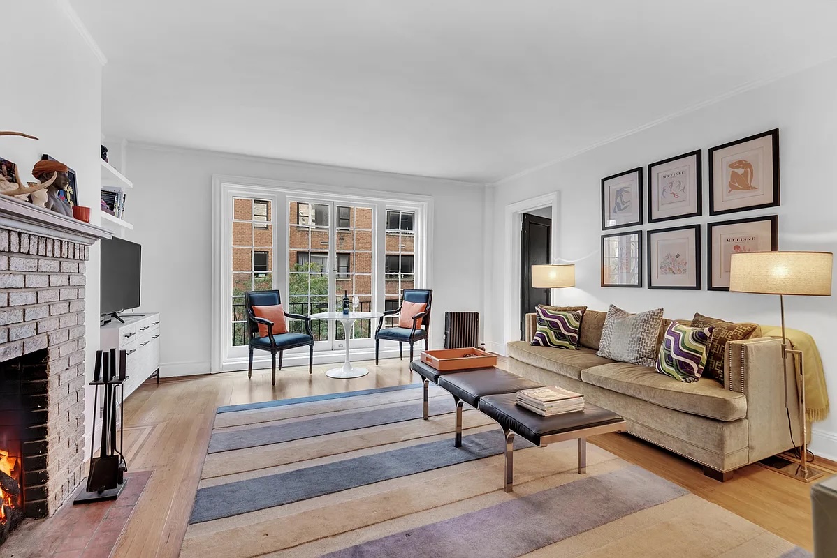 Manhattan Homes with Fireplaces Under $800K | StreetEasy