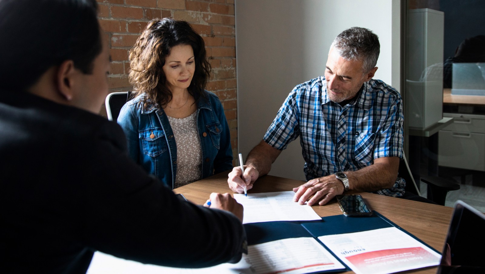 What Is a Government Home Loan or Government-Backed Mortgage?