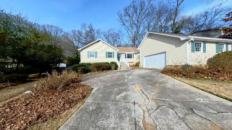 View 2591 Highland Dr SE | Zillow